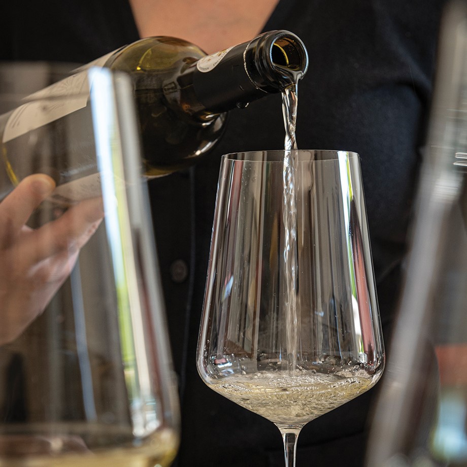 What Organic Wine Brings To The Table - Lake Minnetonka Magazine