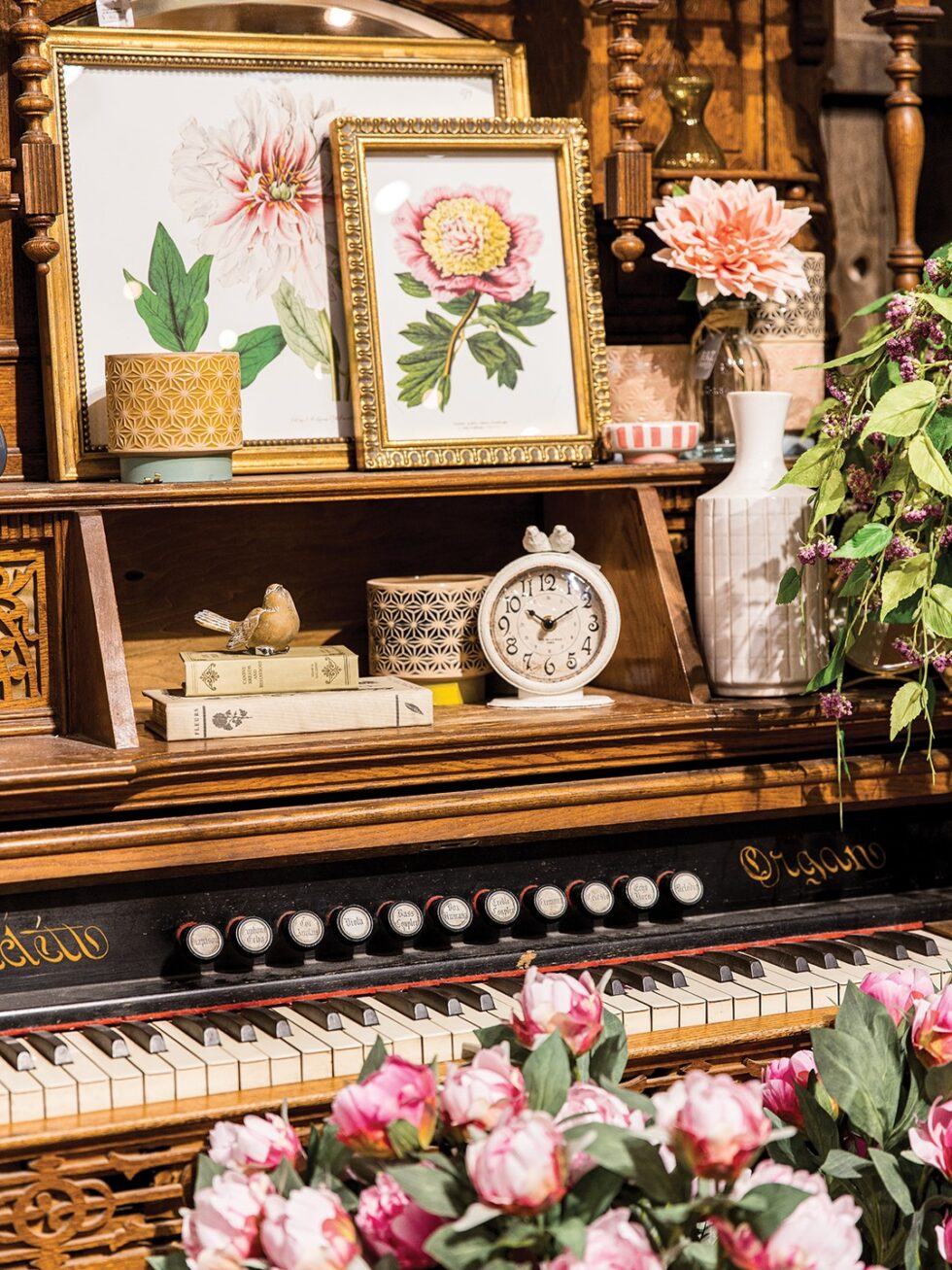 The General Store of Minnetonka Is 40 and Fabulous - Lake Minnetonka ...